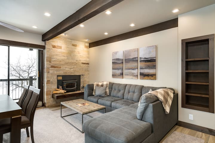 Slopeside 2br/2ba Condo W/stunning Mt Views! - Steamboat Springs, CO
