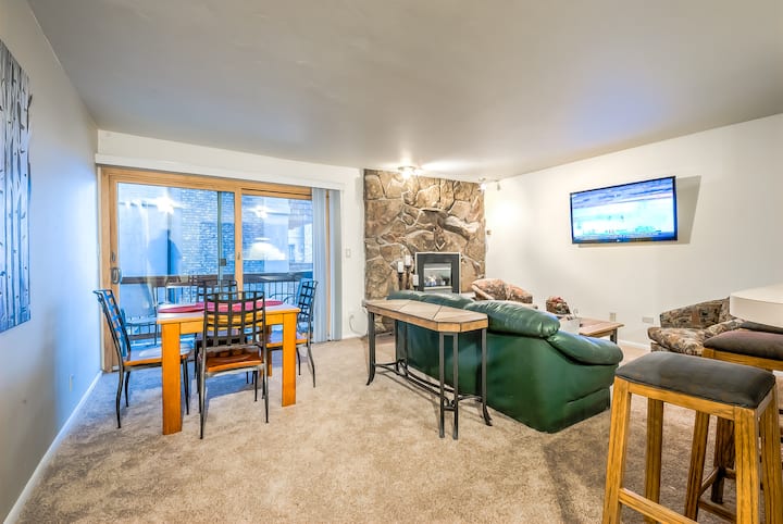 Slopeside 1-bedroom Condo | Ski-in/walk-out! - Steamboat Springs