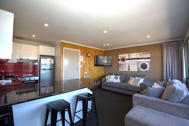 Snowy Saga - 1/46 Gippsland Street - Jindabyne