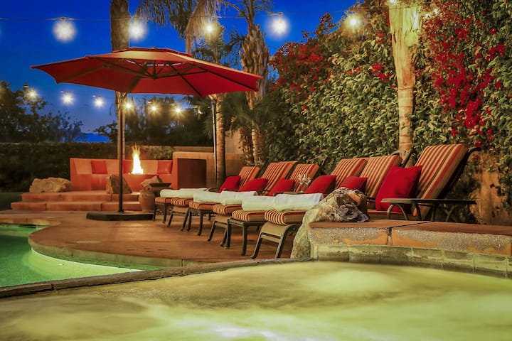Acacia: Pool, Spa, Fire Pit, Sauna, Poker, Arcade - Indio, CA