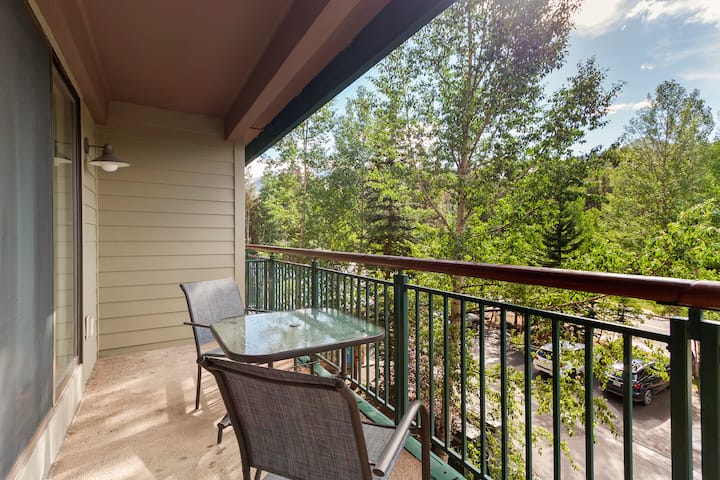 Ski-in/ski-out, Walk To Downtown Breck, Balcony! - Breckenridge, CO