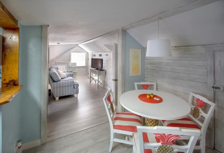 Cozy Beachside Retreat Steps From Flagler Avenue - New Smyrna Beach, FL