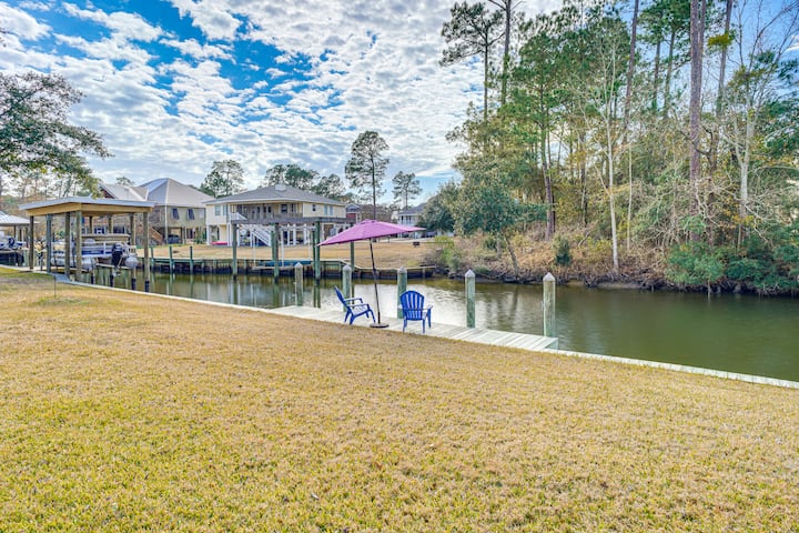 Fish & Boat On-site! Coastal Pass Christian Escape - Pass Christian, MS