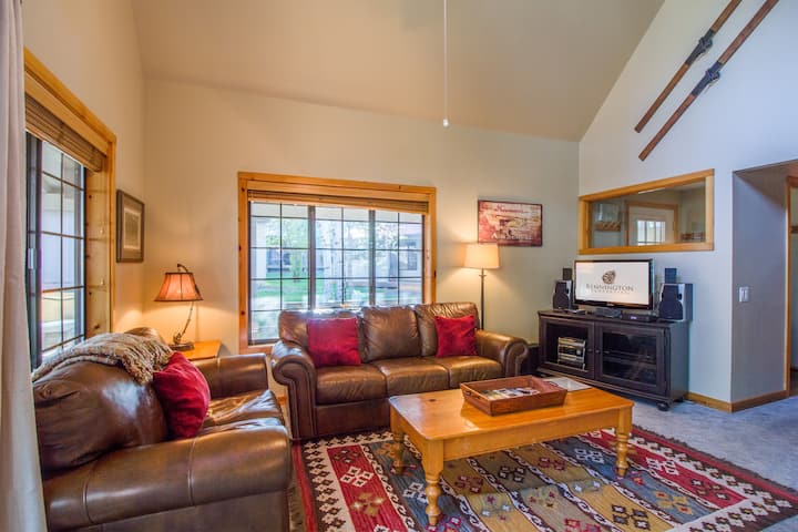 Circ23-sunriver Cabin, Hot Tub, Community Pool - Sunriver, OR