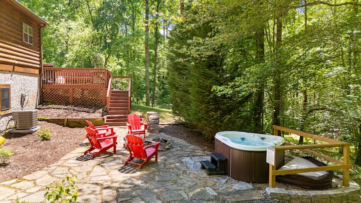 Hidden Pond: Hot Tub +Biltmore,14 Min To Asheville - Asheville, NC