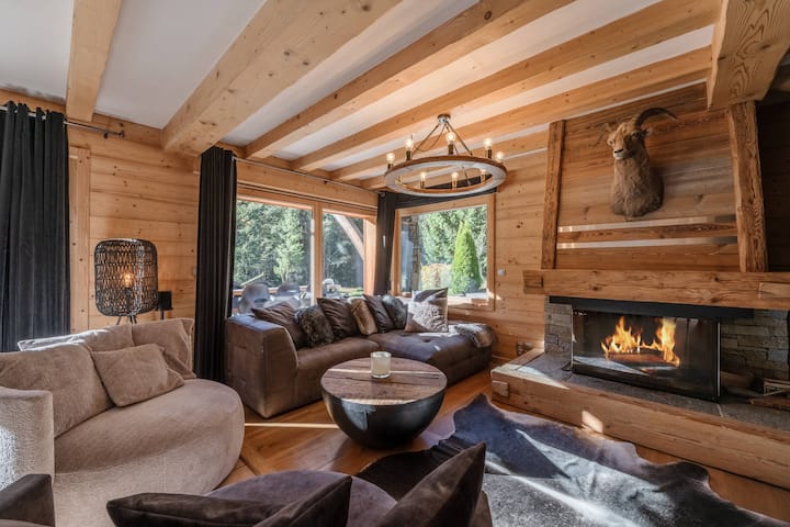 Superbe Chalet Dans L'authentique Vallée De La Ma - Champéry