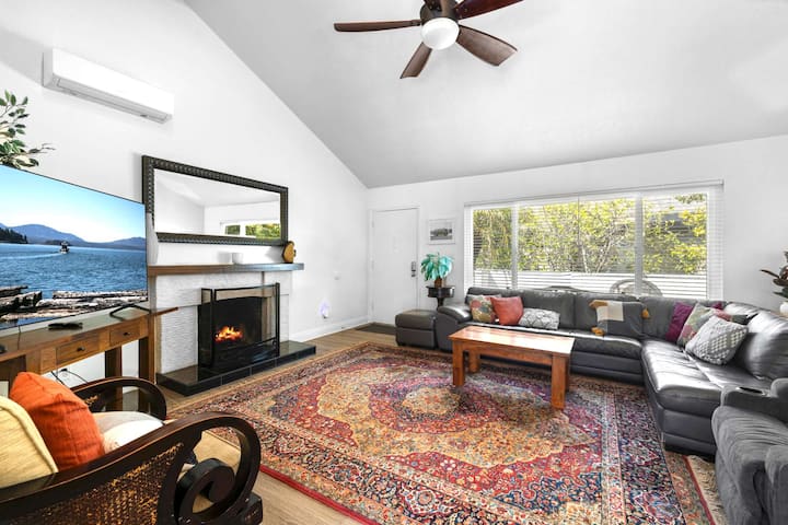 Clean And Spacious Single Story Home With Ac, Fire - Huntington Beach, CA