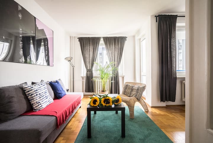 Warsaw Center 3 Bedroom Apartment / Poznańska / Hoża - Warsaw