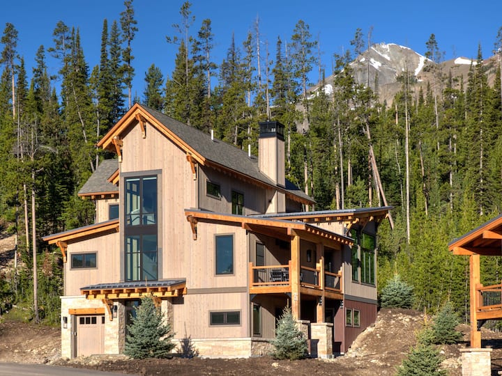Big Sky Vacation Rentals: 12 Claim Jumper - Big Sky, MT