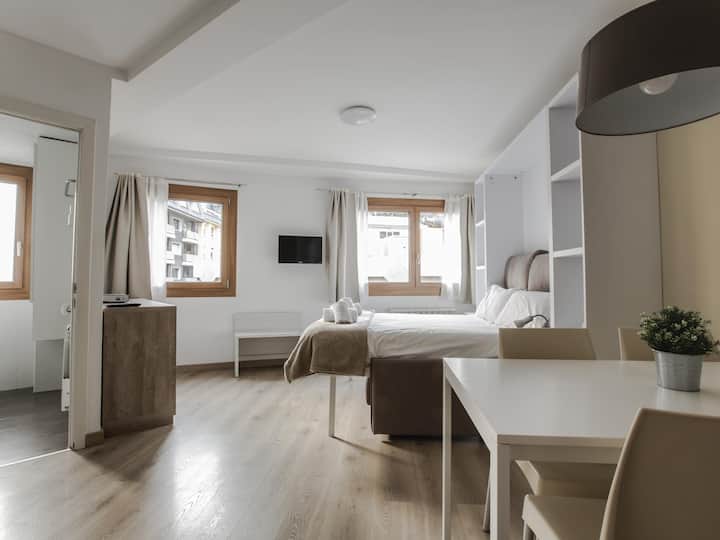 Outdoor Basecamp Open - Andorra