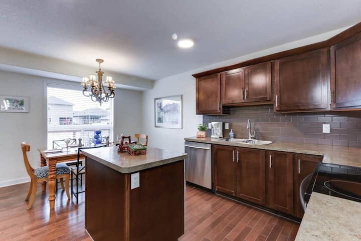 Song - 2 Bedrooms, 2.5 Bathrooms, Leduc / Yeg - Leduc