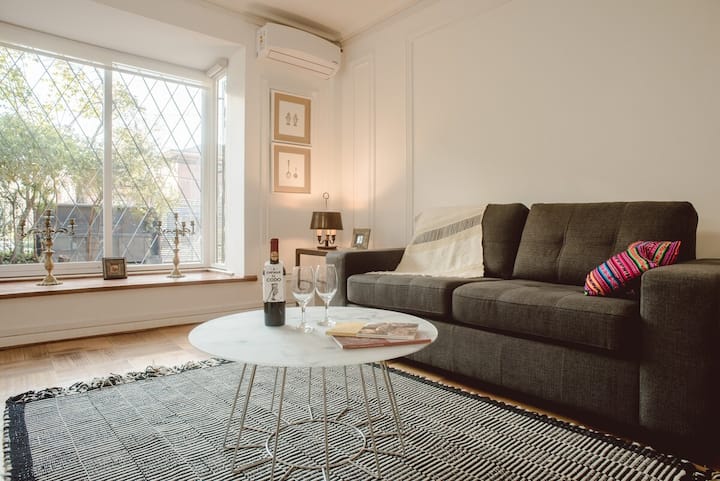 Amplio Apartamento Duplex En Providencia For 4 - Santiago