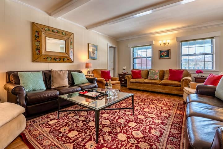 6br/7ba • Manchester Sleep 20, Ski, Pool, Dogs - Vermont