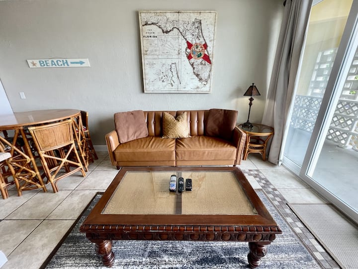 Sea Glass Cottage – 2 Blocks To Sand & Surf - Cape Canaveral, FL