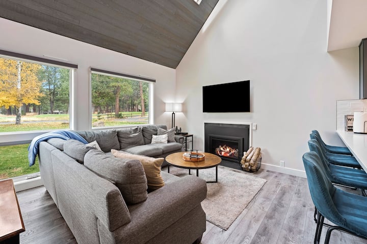 Mt View Lodge 35 - Updated, Sharc, A/c, Fireplace - Sunriver, OR