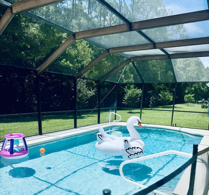 Beautiful Pool Home Near The I95 Exit 284 - Flagler Beach, FL