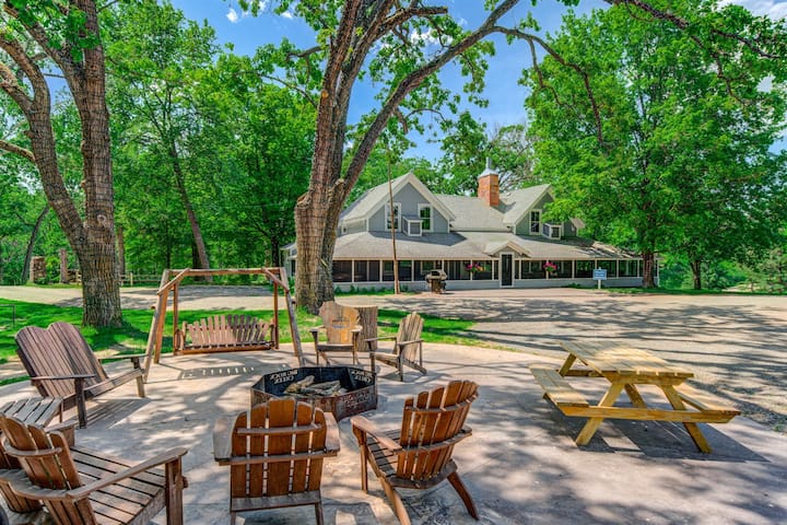 Escape To The Clubhouse At Big Rock Creek – Your A - Wild River State Park, Center City