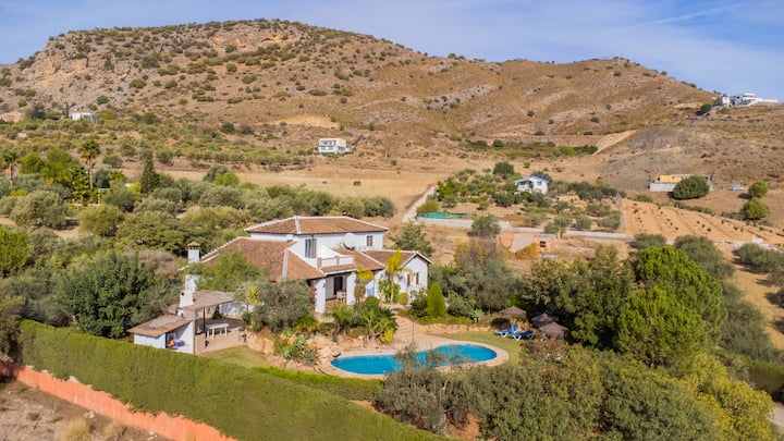 Cubo's Cortijo La Hilacha - Coín