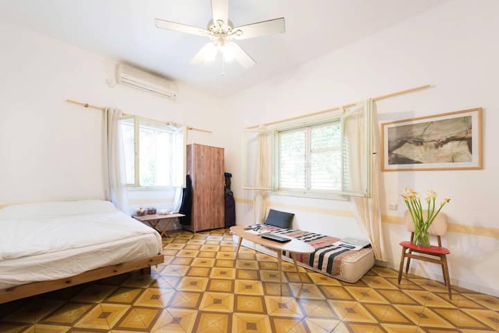 Prime Location Equipped Huge Room 3min To Beach - Tel Aviv-Yafo