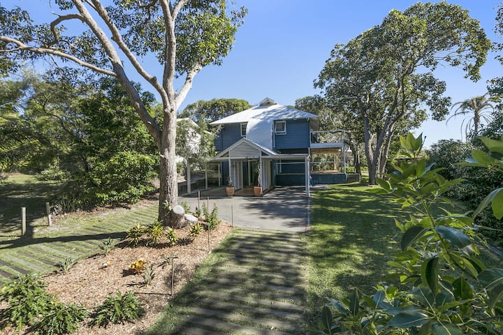 Casa Billa | 5 Bedroom, 2 Bathroom, Sleeps 10 - Point Lookout