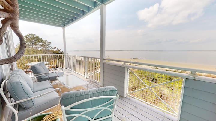 Bay View Villas 208 | Fantastic Sunset Views, Pool Access - Tybee Island, GA