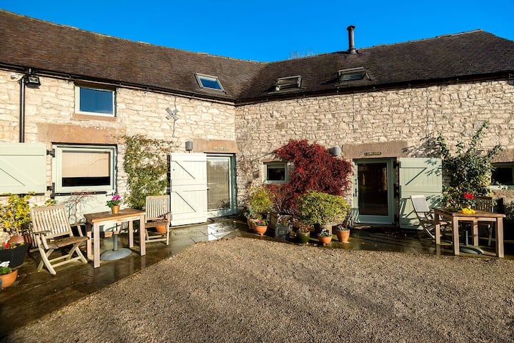 Tom's Barn - Staffordshire