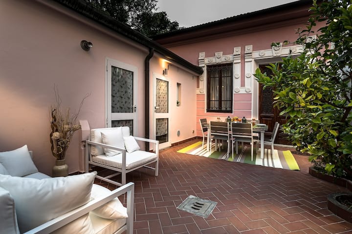 Villa Paola House Close To The Beach In Viareggio - Viareggio