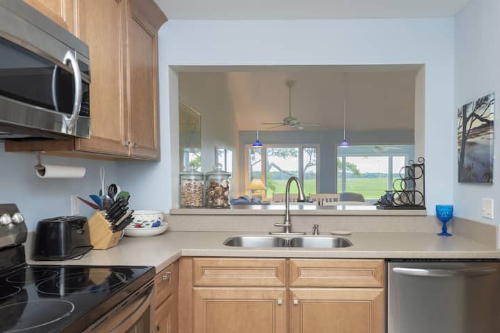 Spacious 2b 2.5ba, Amazing Views! - Seabrook Island, SC