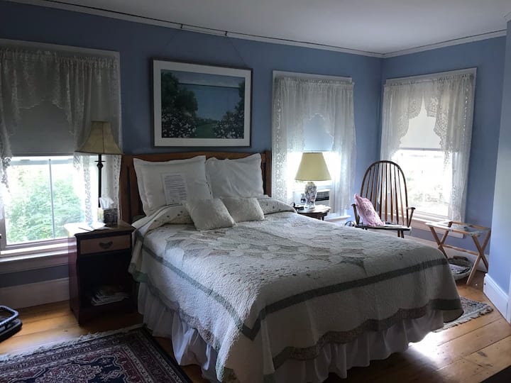 Black Lantern B & B - Bath