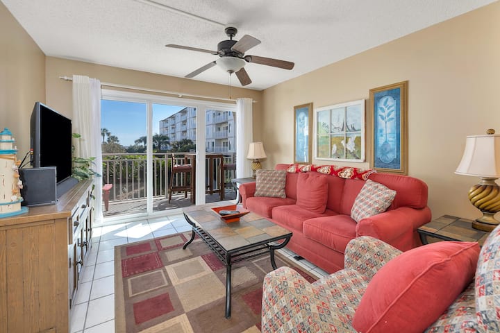 Beach Club 119 - 2 Bed/2 Bath Beach Club Condo - Jekyll Island, GA