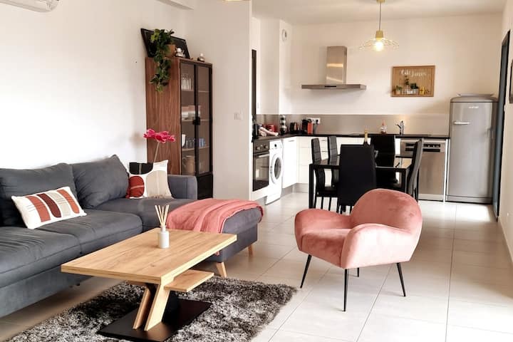 Godichard Appart Dans Résidence Pour 4 6 Pers - Corsica