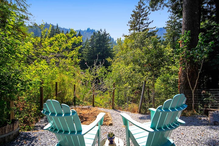 Austin Landing ~ Redwood Forest Escape With Hot - Jenner, CA