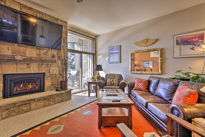 Cozy Condo W/ View, Walk To Steamboat Ski Resort! - Steamboat Springs, CO