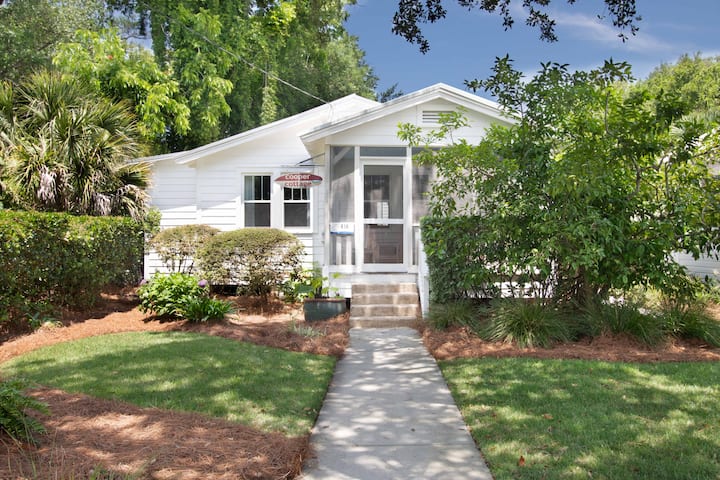 Adorable Classic 2 Br Cottage - Cooper Cottage - Folly Beach, South Carolina