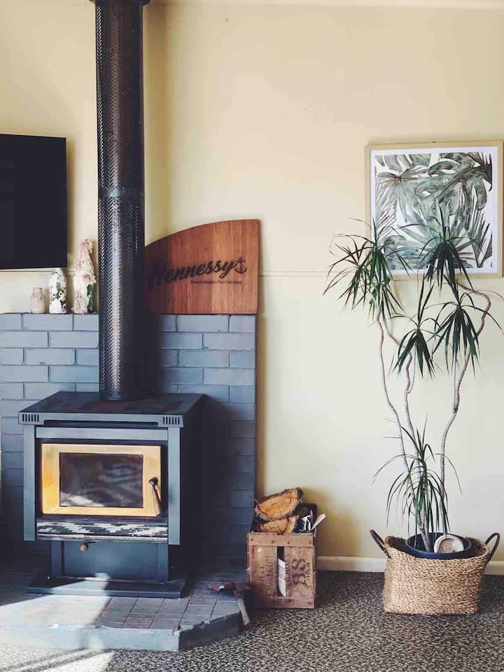 Hennessy Beach House - Port Campbell