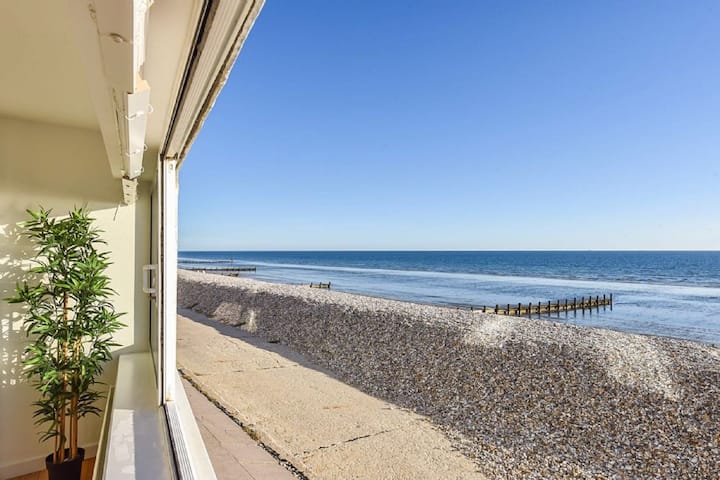 Marineside, Bracklesham - West Wittering