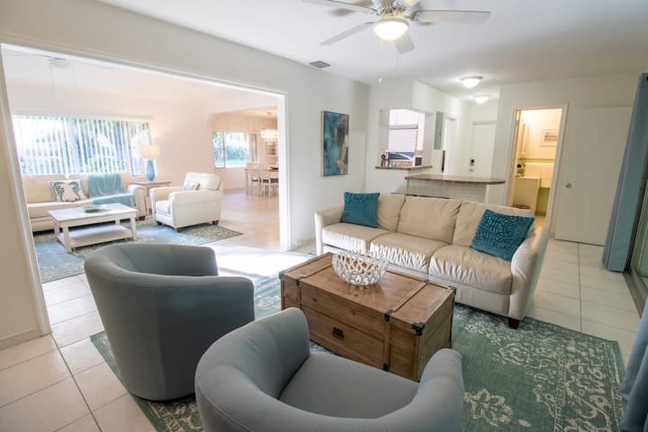 Explore The City, Charming Victoria Park Home Vp - Fort Lauderdale