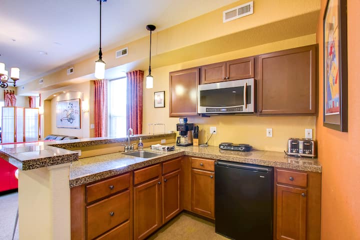 Downtown Apartment | Walk Downtown | Pet Friendly