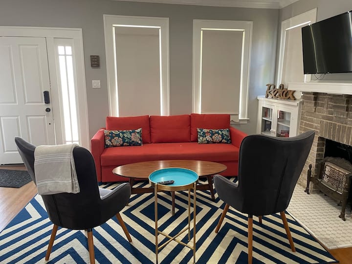 Spacious & Peaceful Zen Retreat In Heart Of Dallas - Dallas, TX