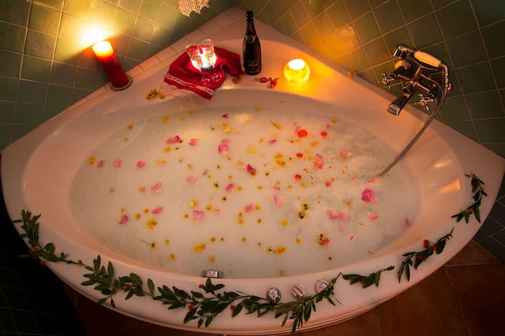 Maison Romantique Pour 2 Personnes Avec Jacuzzi, - Bacares