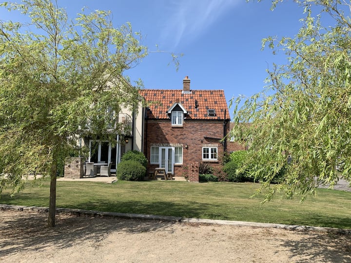 Anchor Down At The Bay, Sleeps 4-6, 1-2 Dogs Too - Hunmanby