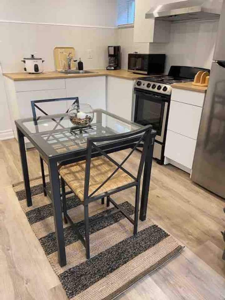 1 Bedroom Apartment Sheppard&leslie - Toronto