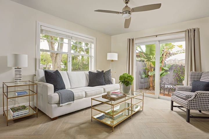 Heart Of Delray~ Luxury Throughout ~ Custom Spa - Delray Beach, FL