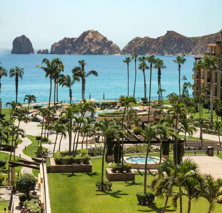Estancia Beachfront Resort! Central Ocean View! - Cabo San Lucas