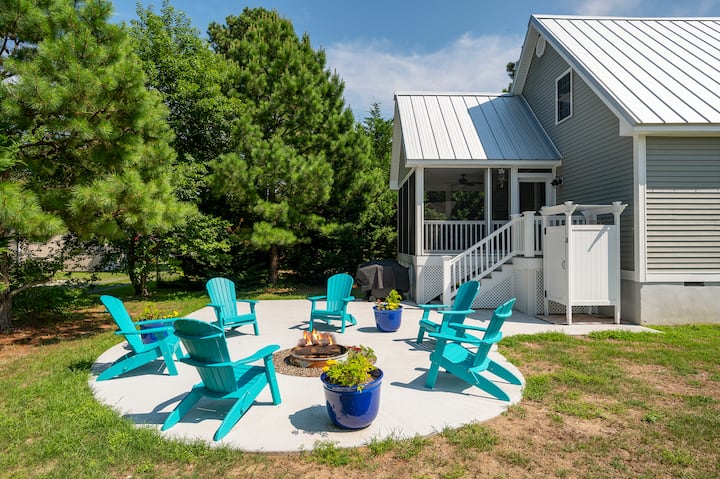 Beach Blessing By Seaside Vacations & Sales - Chincoteague, VA