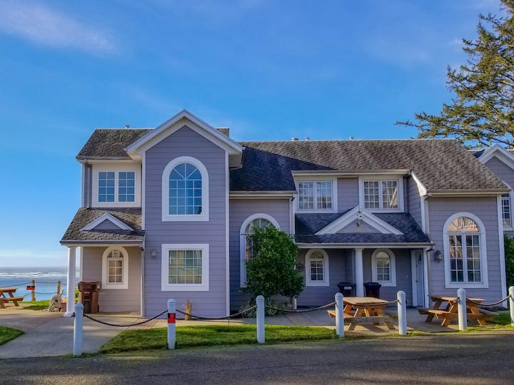Beachside Oasis - Cape Meares