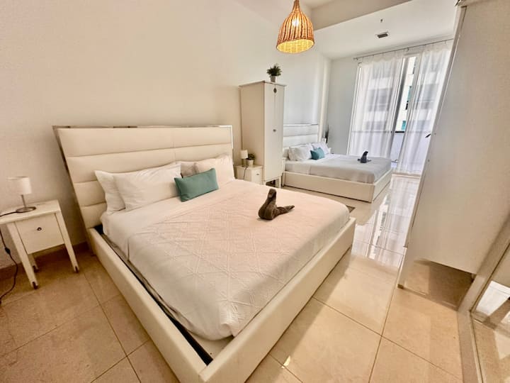 Brickell Area Chic 1br/1+gym+free Parking-downtown - Miami, FL