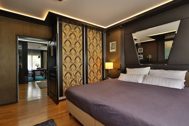 Miet-kamp Near Trade Fair - Berlín