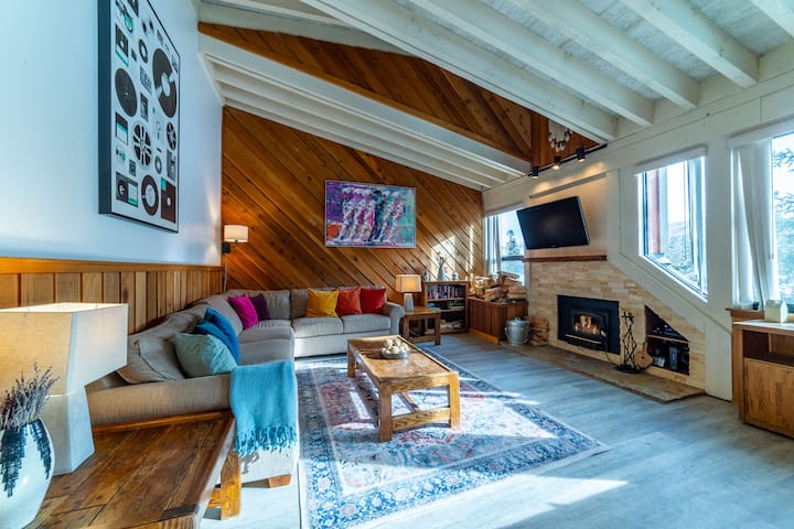 Walk To Ski Condo, Views, Fireplace, Spa 438 - Mammoth Lakes