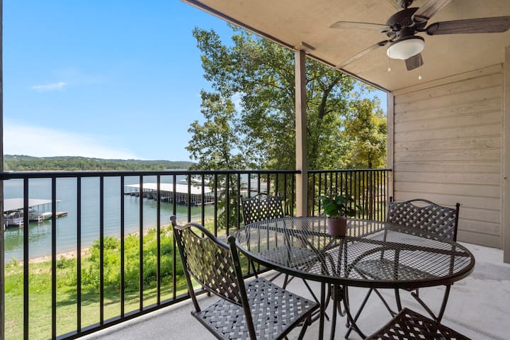 Direct Lakefront Condo Ticket Deals/resort Perks! - Coney Island, MO